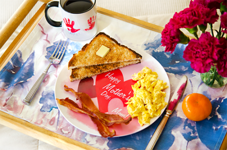 DIY: Mother’s Day Breakfast in Bed | Zazzle Ideas